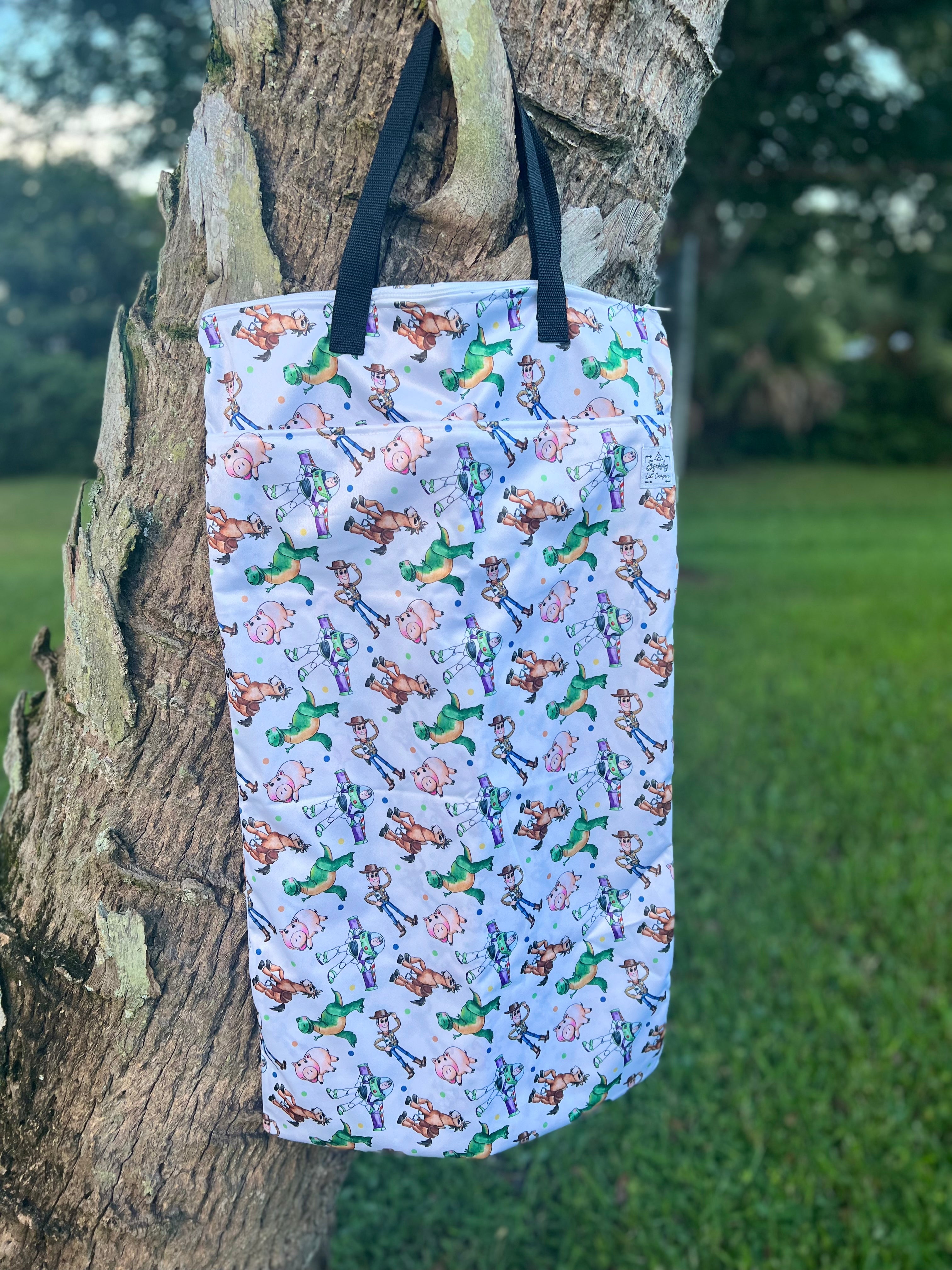 Toy Friends-Hanging Wet Bag – Squishy Lil' Campers