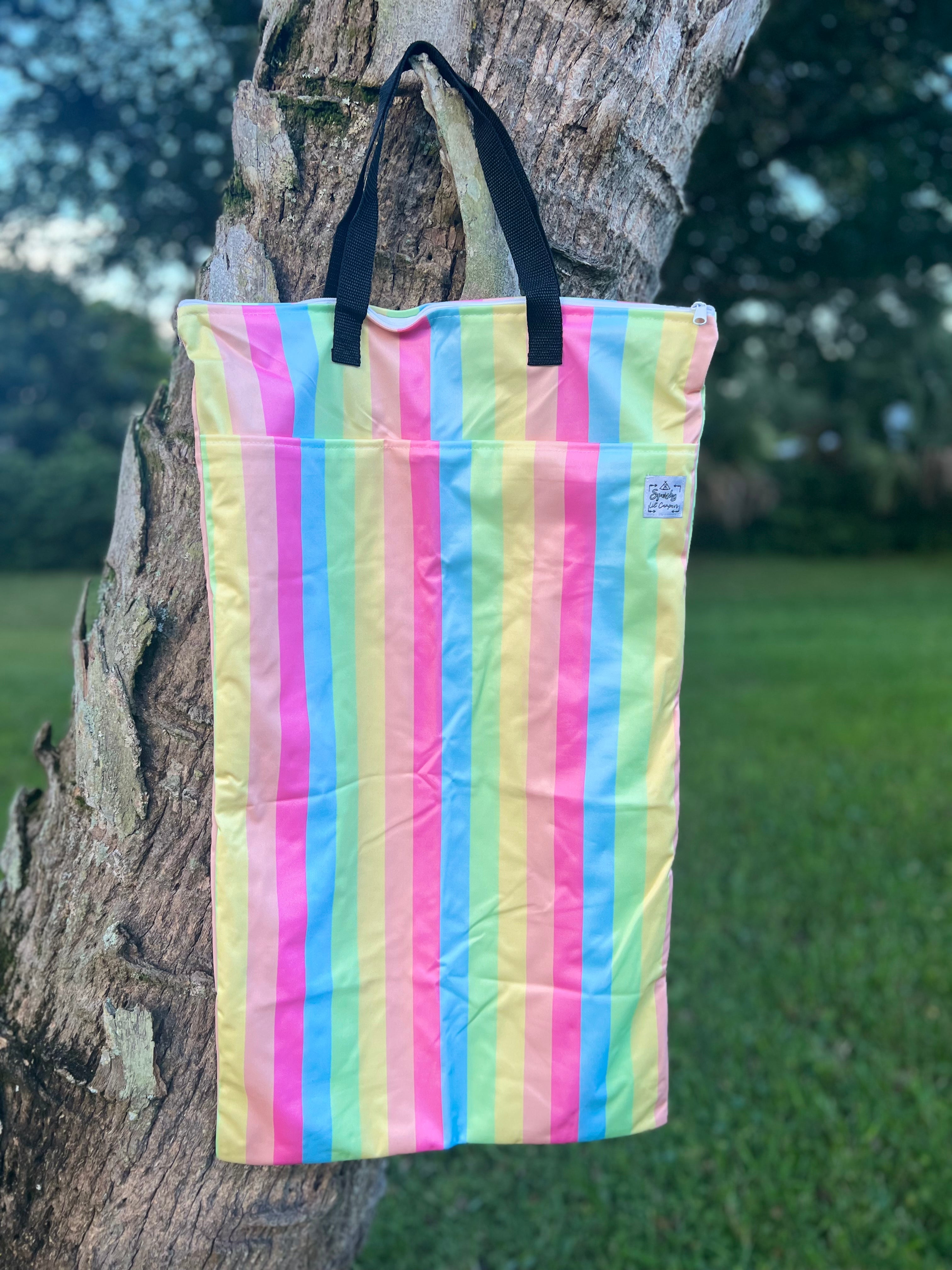 Color Me Beach-Hanging Wet Bag – Squishy Lil' Campers